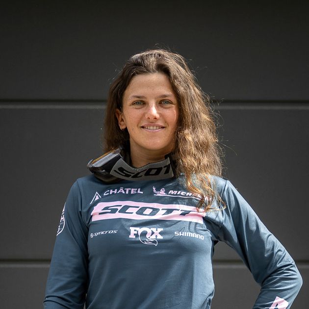 Vicky Clavel SCOTT DH Factory Team | Scott