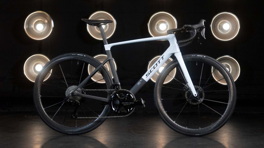 Safa's Addict RC Pro Build | Scott