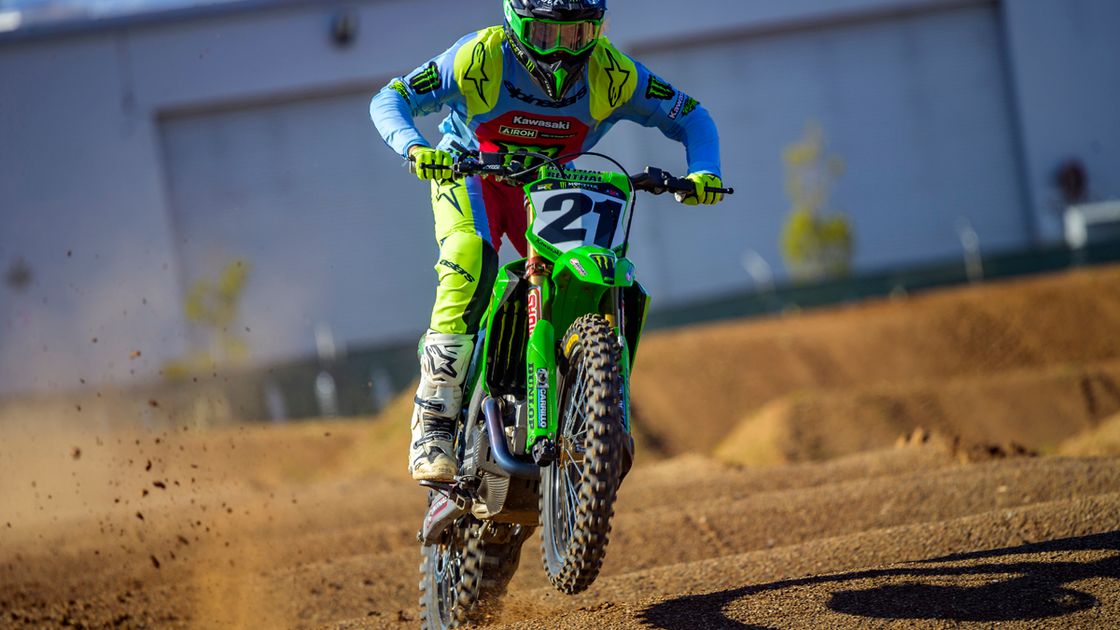 Watch Dirt Shark ft. Jason Anderson | Scott