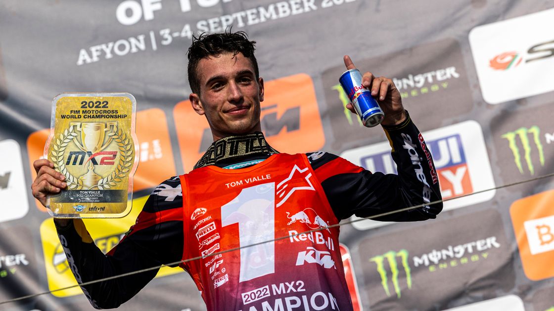 Vialle Crowned 2022 MX2 World Champion! | Scott