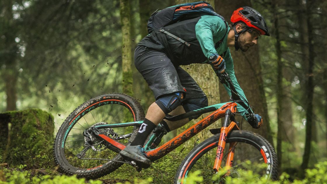 The NEW SCOTT Trail Bikewear Collection: The Tuned Outfit | Scott