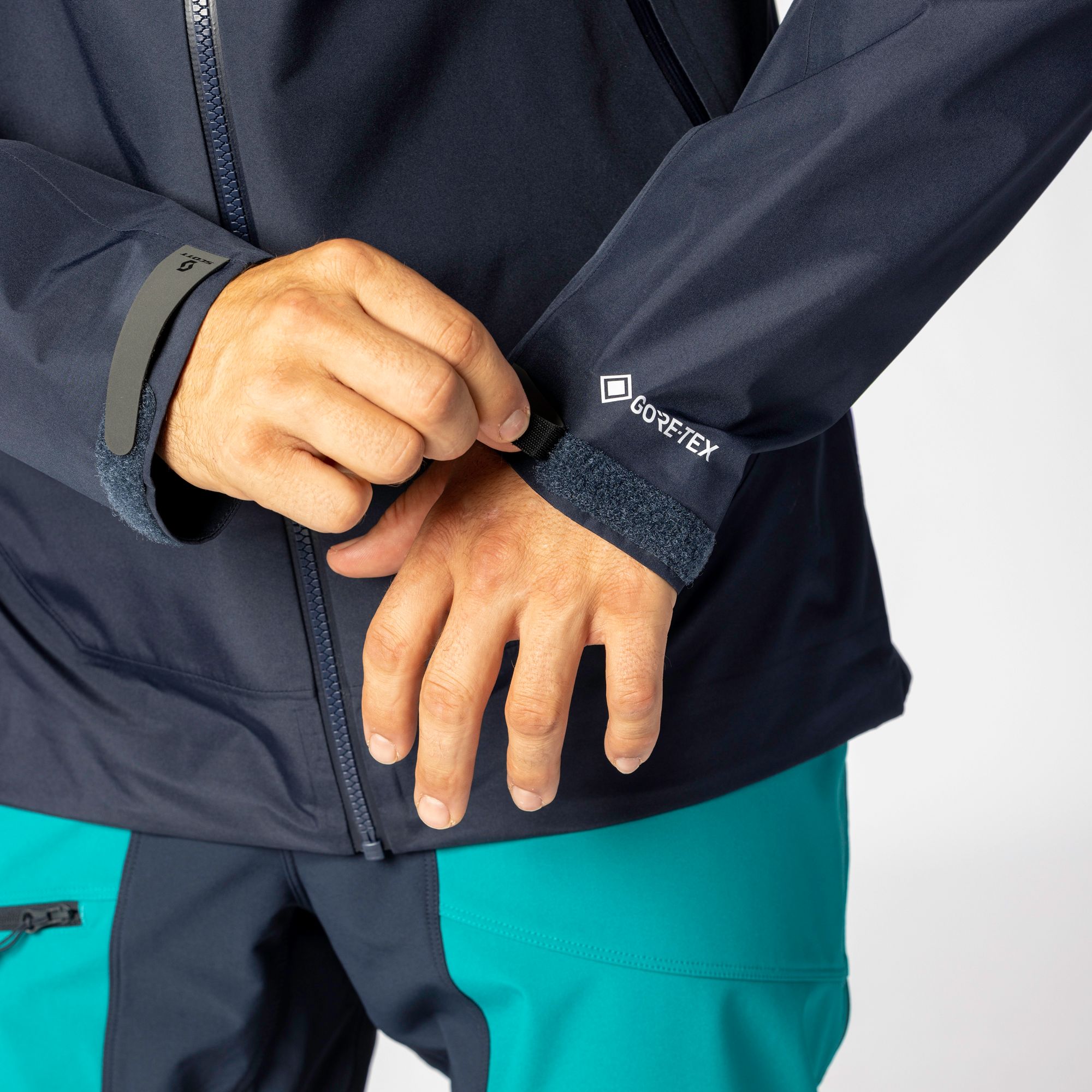 SCOTT Explorair GORE-TEX Hybrid Lightweight Men's Jacket SCOTT Explorair GORE-TEX Hybrid Lightweight Men's Jacket