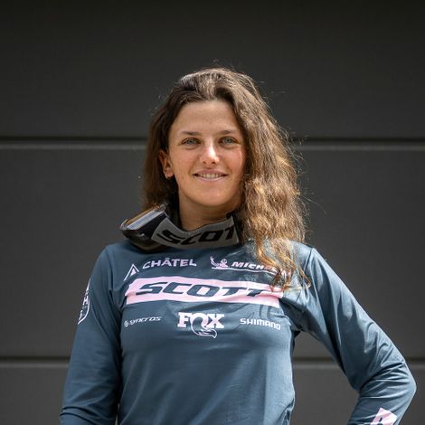Vicky Clavel SCOTT DH Factory Team | Scott
